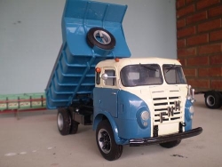 Miniatura do FNM D11.000 com cabine Brasinca